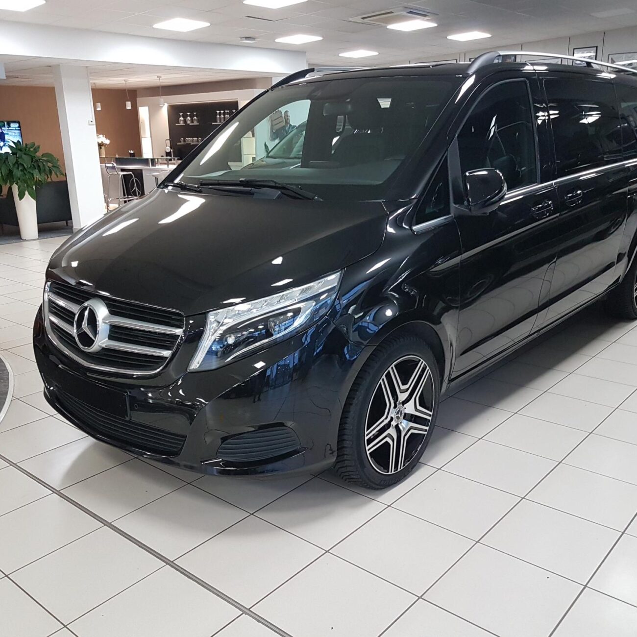 Mercedes Classe V 250 - Taurus Cars